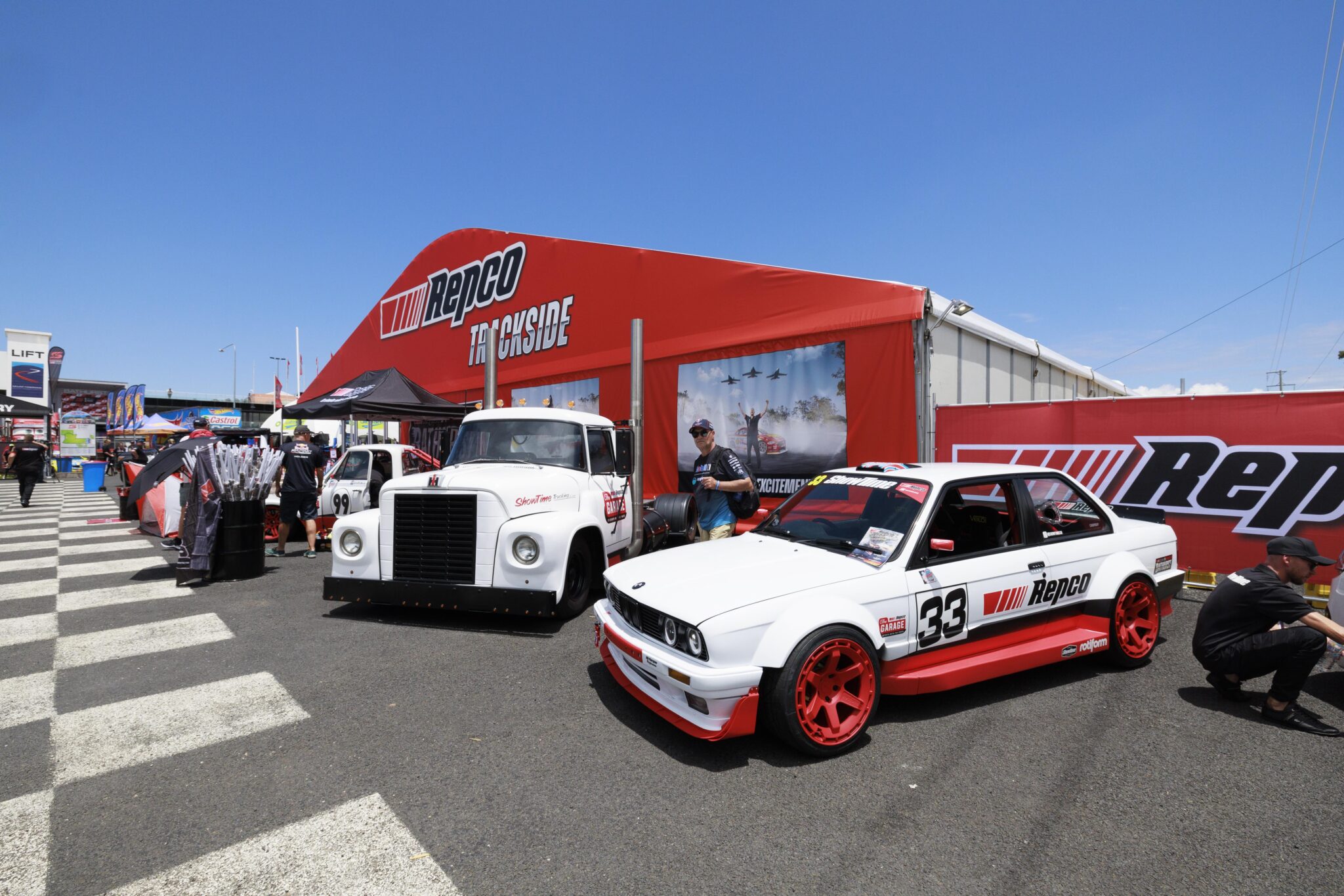 Harris Park Fan Precinct revamped for Repco Bathurst 1000 - Repco Garage